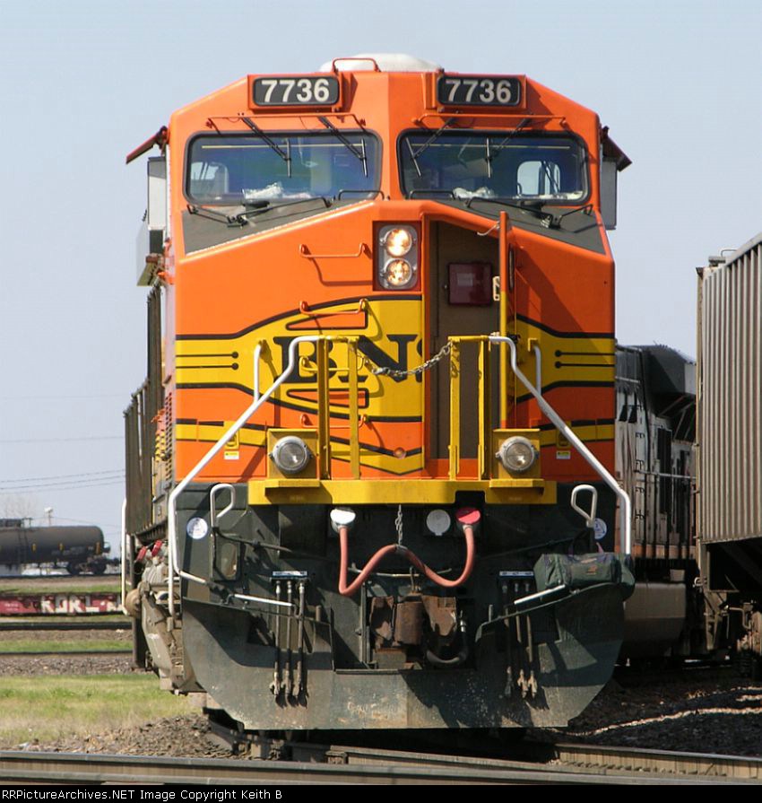 BNSF 7736